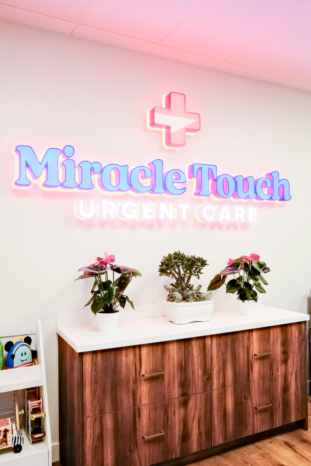 Urgent Care X-Ray Services: Fast, Reliable, and Accurate Imaging - miracletouch.com